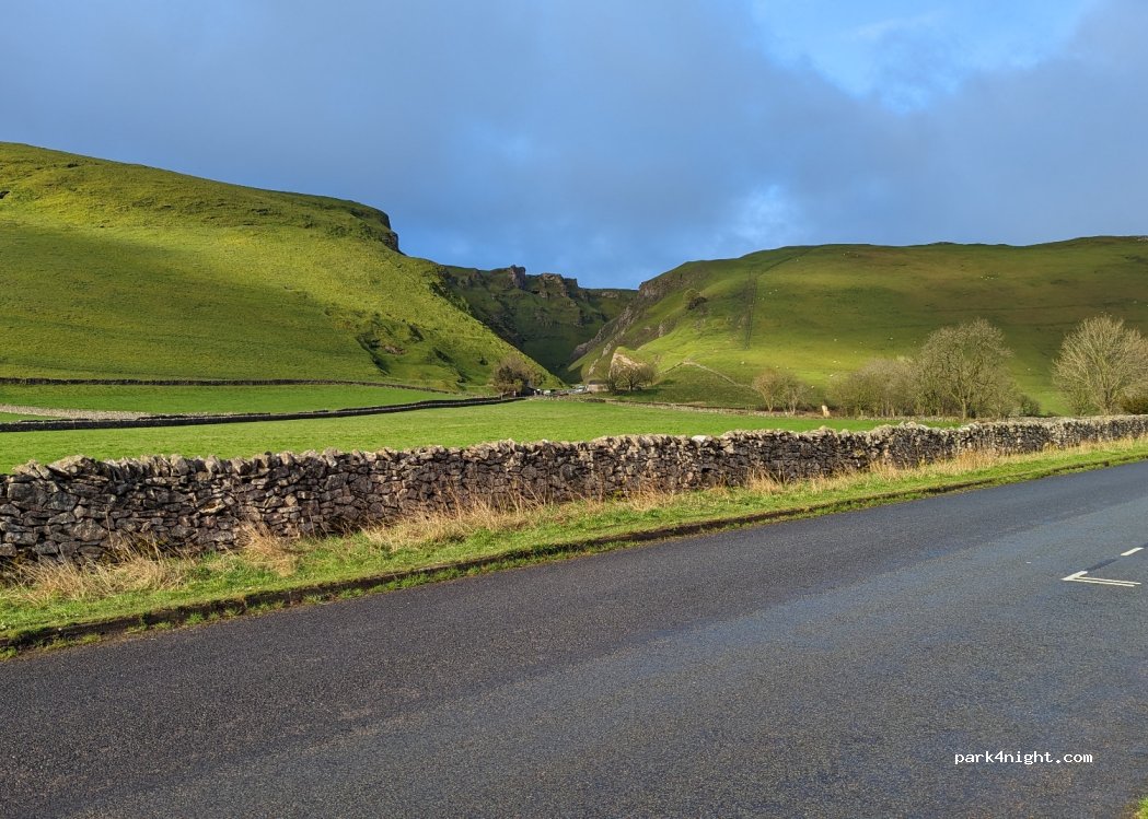 park4night - (S33 8WP) Hope Valley - Old Mam Tor Road