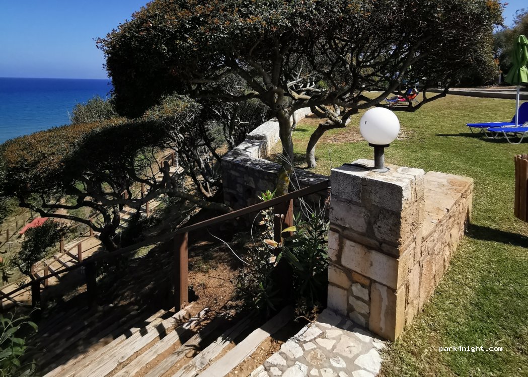 park4night - (270 50) Camping Fournia Plage