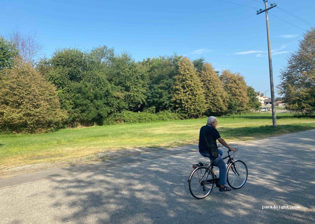 park4night - (28100) Novara - 5 Parco della Mora