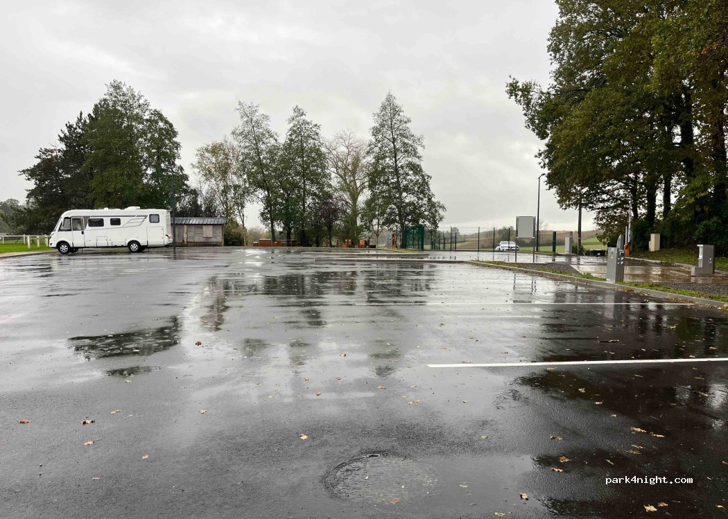 park4night - (59670) Aire de Camping-Car Cassel