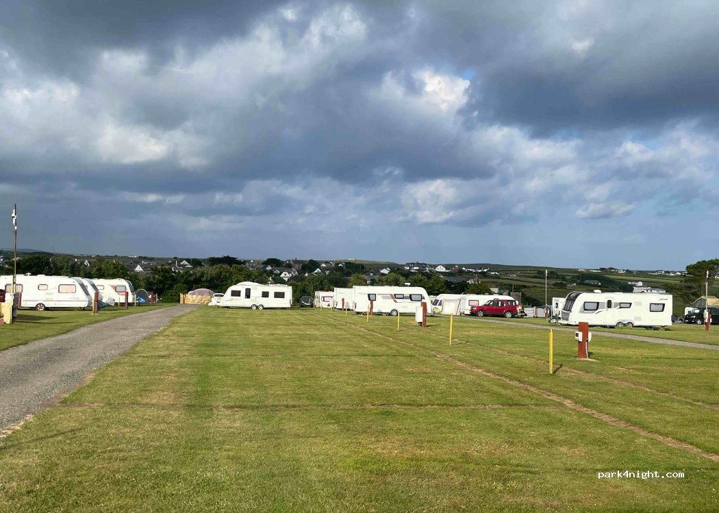 park4night - (TR8 5RJ) Quarryfield Caravan Park