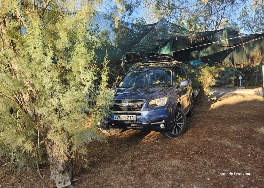 park4night - (24006) Camping Methoni