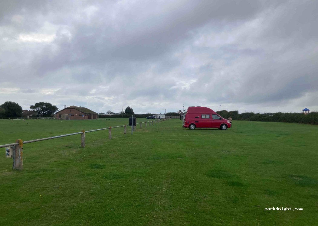 park4night - (PO20 8EF) Scotts Farm Camping Site