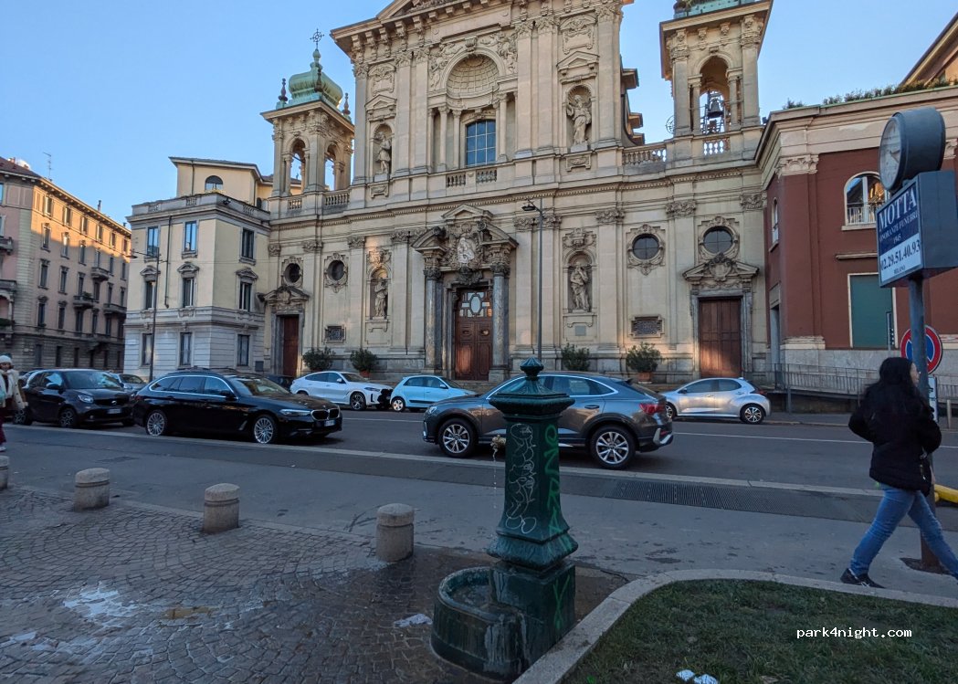 park4night - (20123) Milano - Via Lorenzo Mascheroni