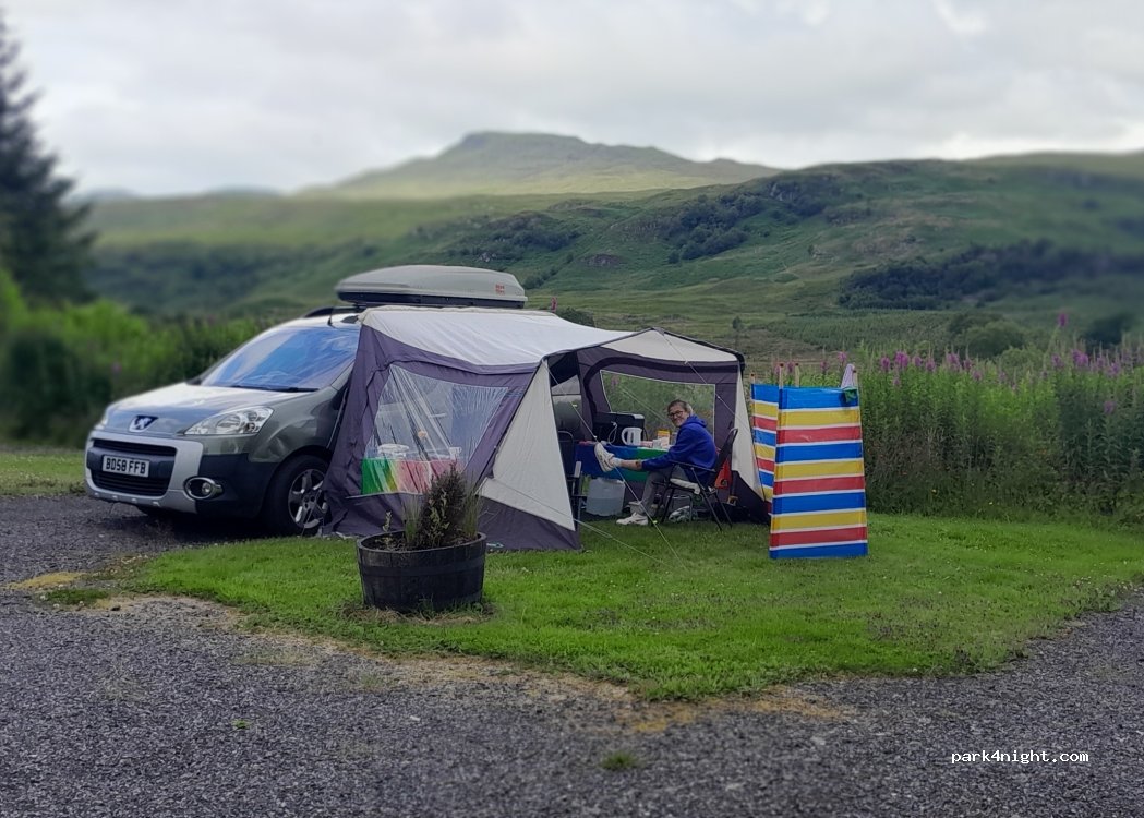 park4night - (FK20 8QT) The Luib Hotel