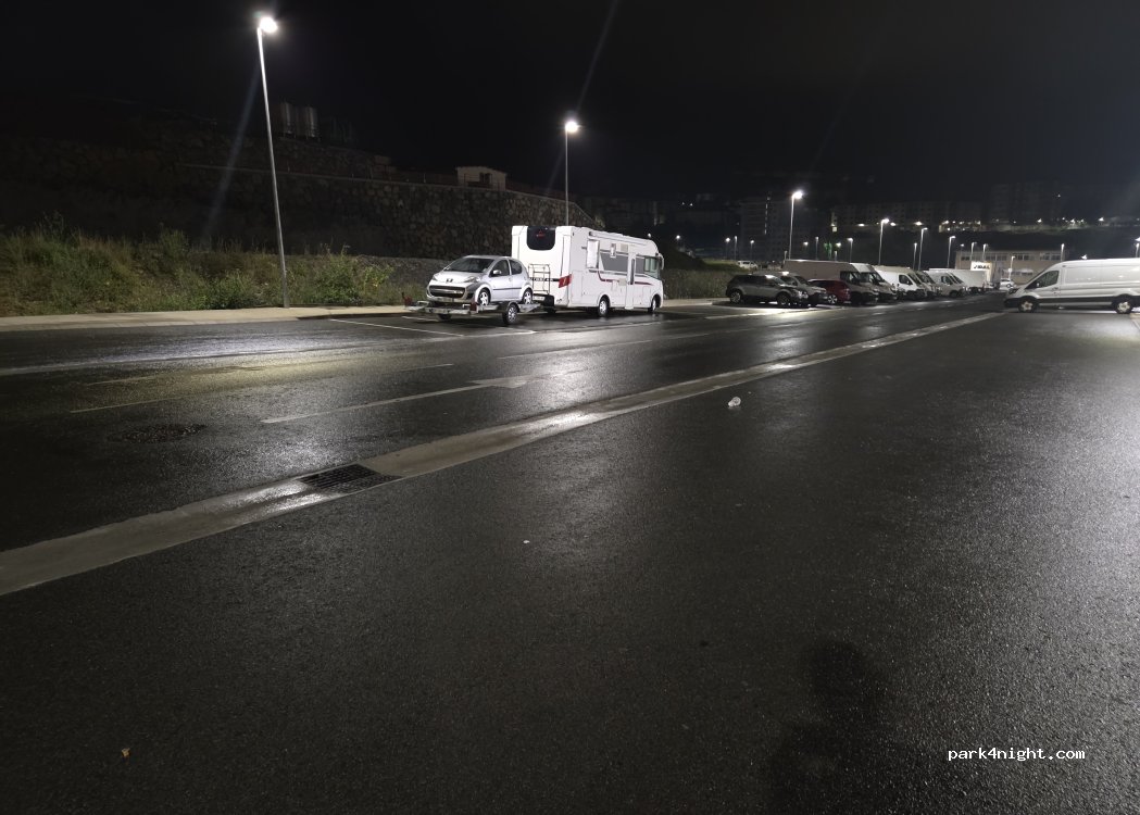 park4night - (20140) Andoain - Urumeako autobia