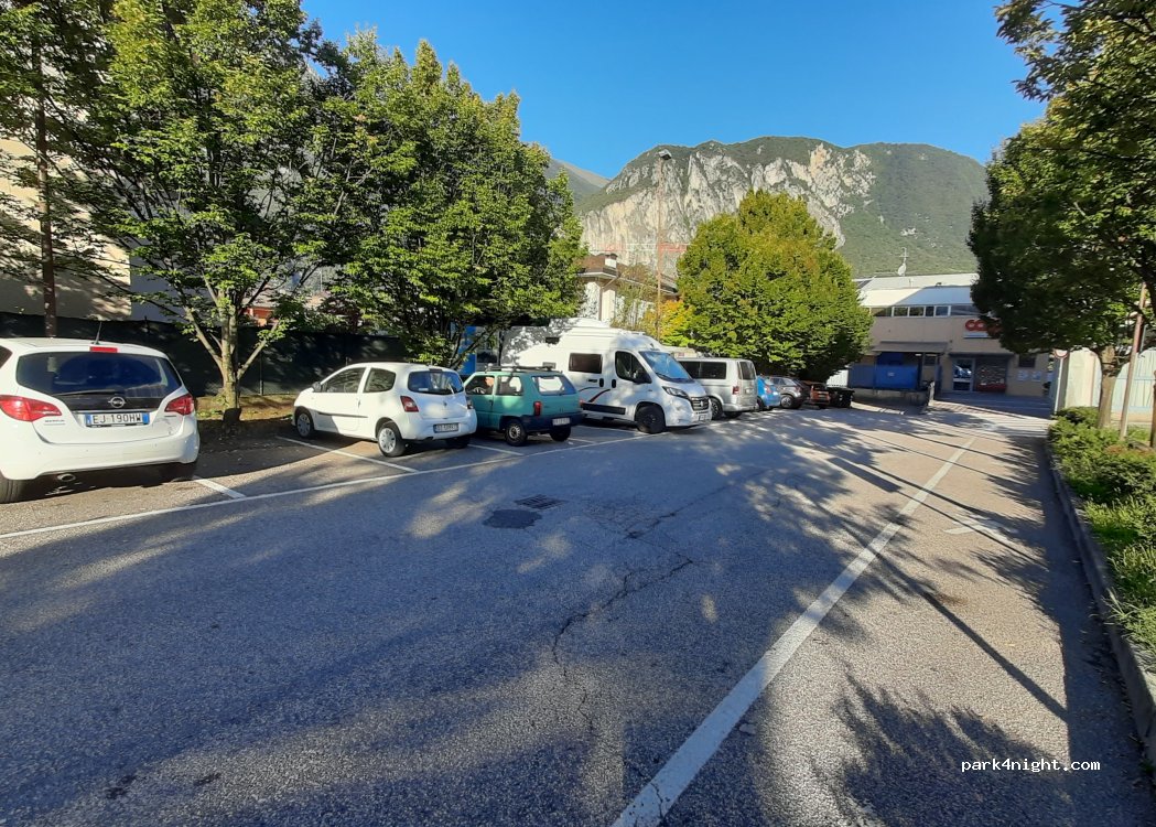 park4night - (38066) Riva del Garda - Piazza della Mimosa