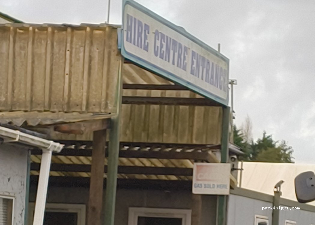 park4night - (SA14 9BD) Dafen - Capel Isaf Road