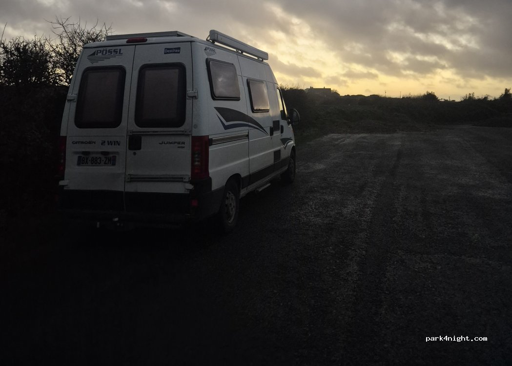 park4night - (SA70 7TB) Lydstep - Unnamed Road