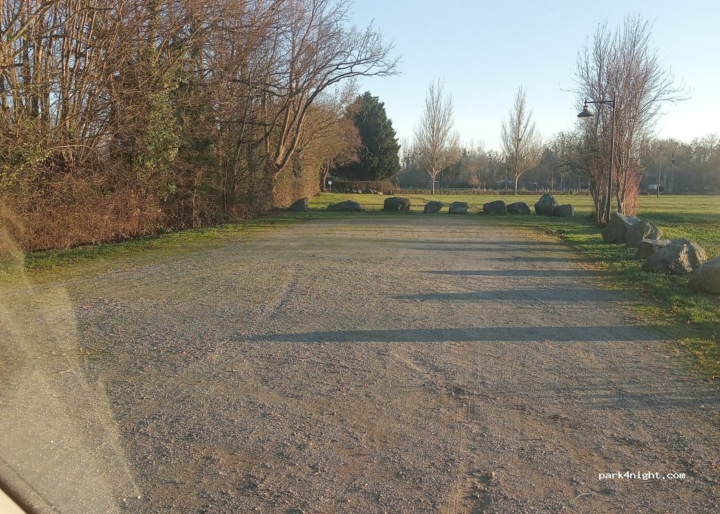 park4night - (72190) Neuville-sur-Sarthe - Route du Moulin