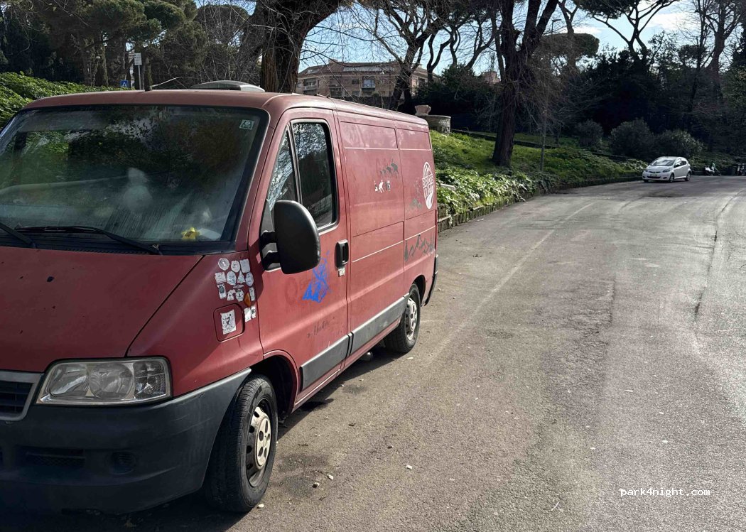 park4night - (00153) Rome - Via di Monte Testaccio