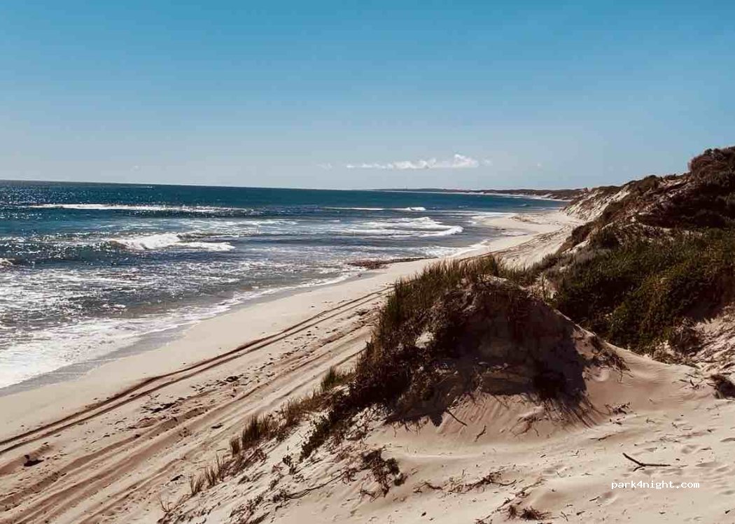 park4night - (6037) Two Rocks - Dewars Beach Access Track