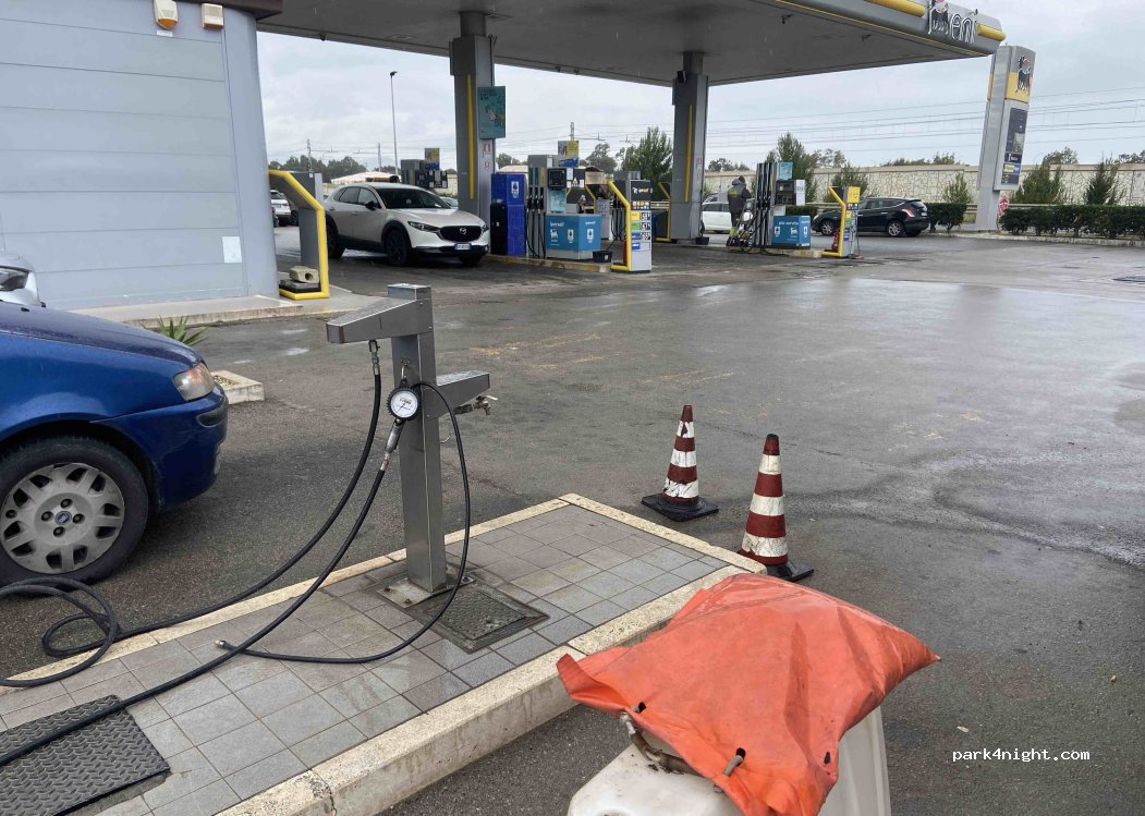 park4night - (90010) Campofelice di Roccella - Strada statale ...